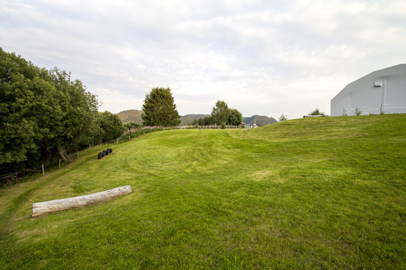 Stall Nidelv – Utegangsstall med moderne fasiliteter